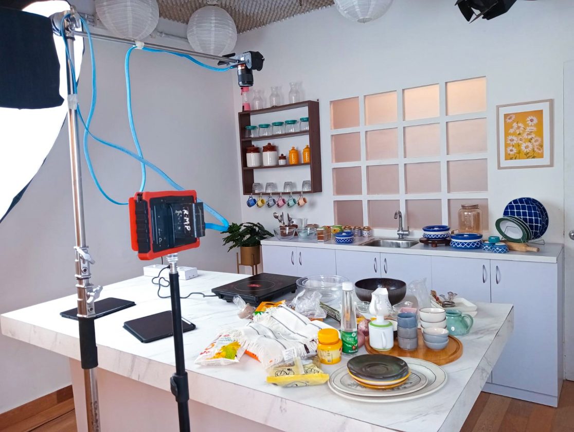 Kitchen Studio Set For Videography & Photography In New Delhi & Ncr.